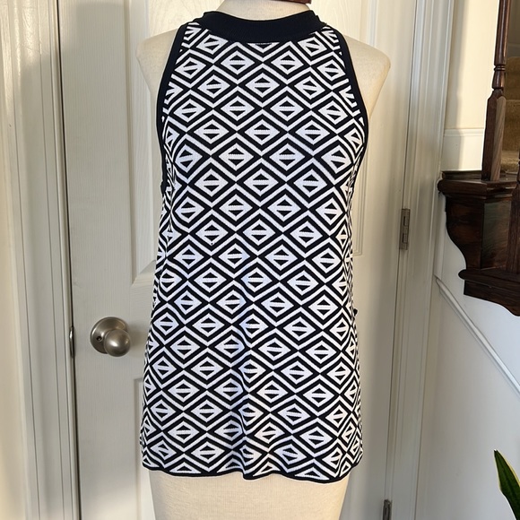 Grace | Tops | Grace Knit Dressing Navy White Modern Sleeveless Halter ...